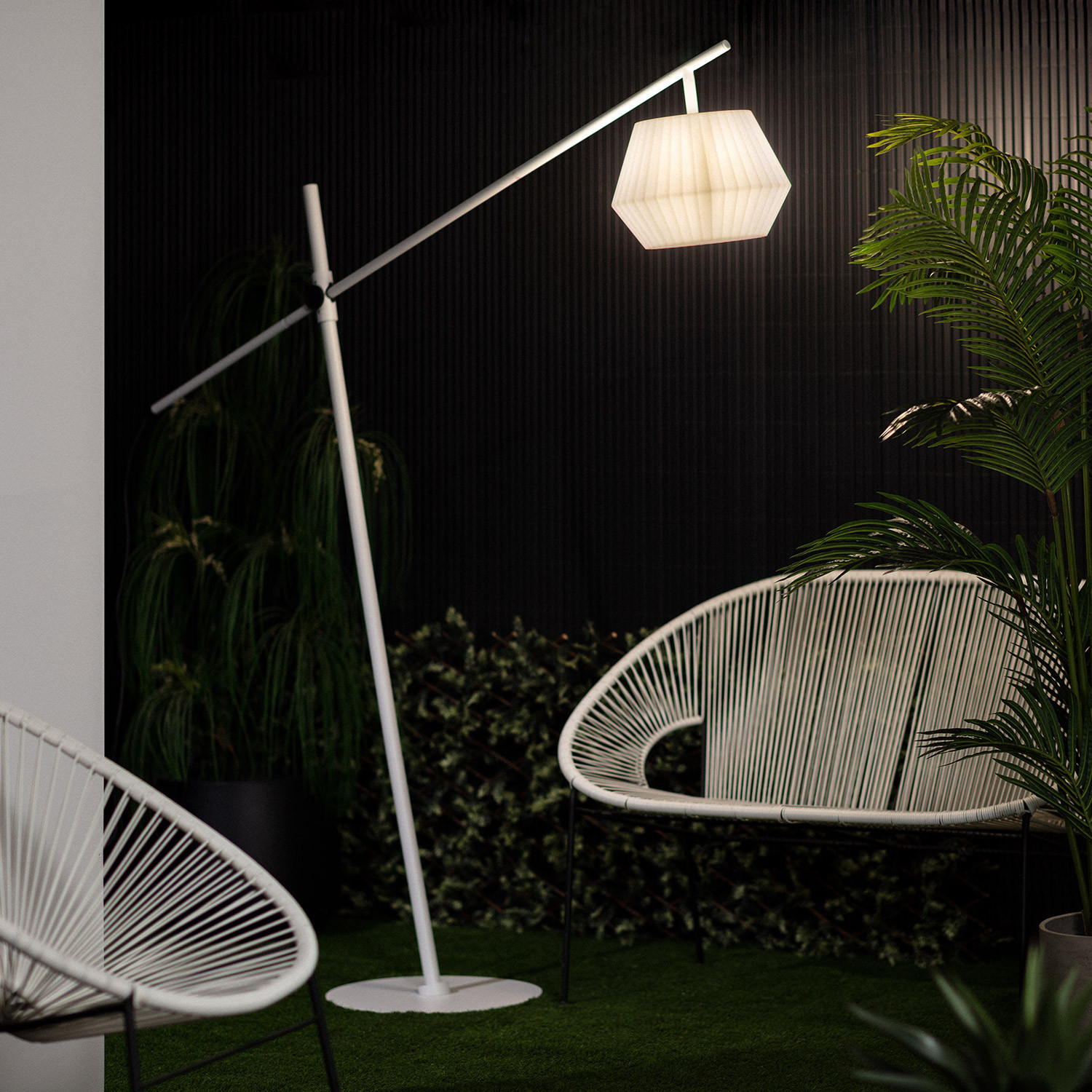 Keply Outdoor Floor Lamp - Ledkia